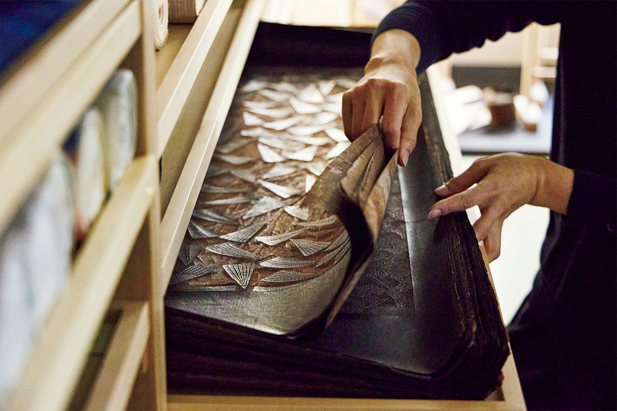 語り部の解説を聞きながら“文化としてのゆかた”に触れる「三勝ゆかた博物館」 | 家庭画報.com｜“素敵な人”のディレクトリ